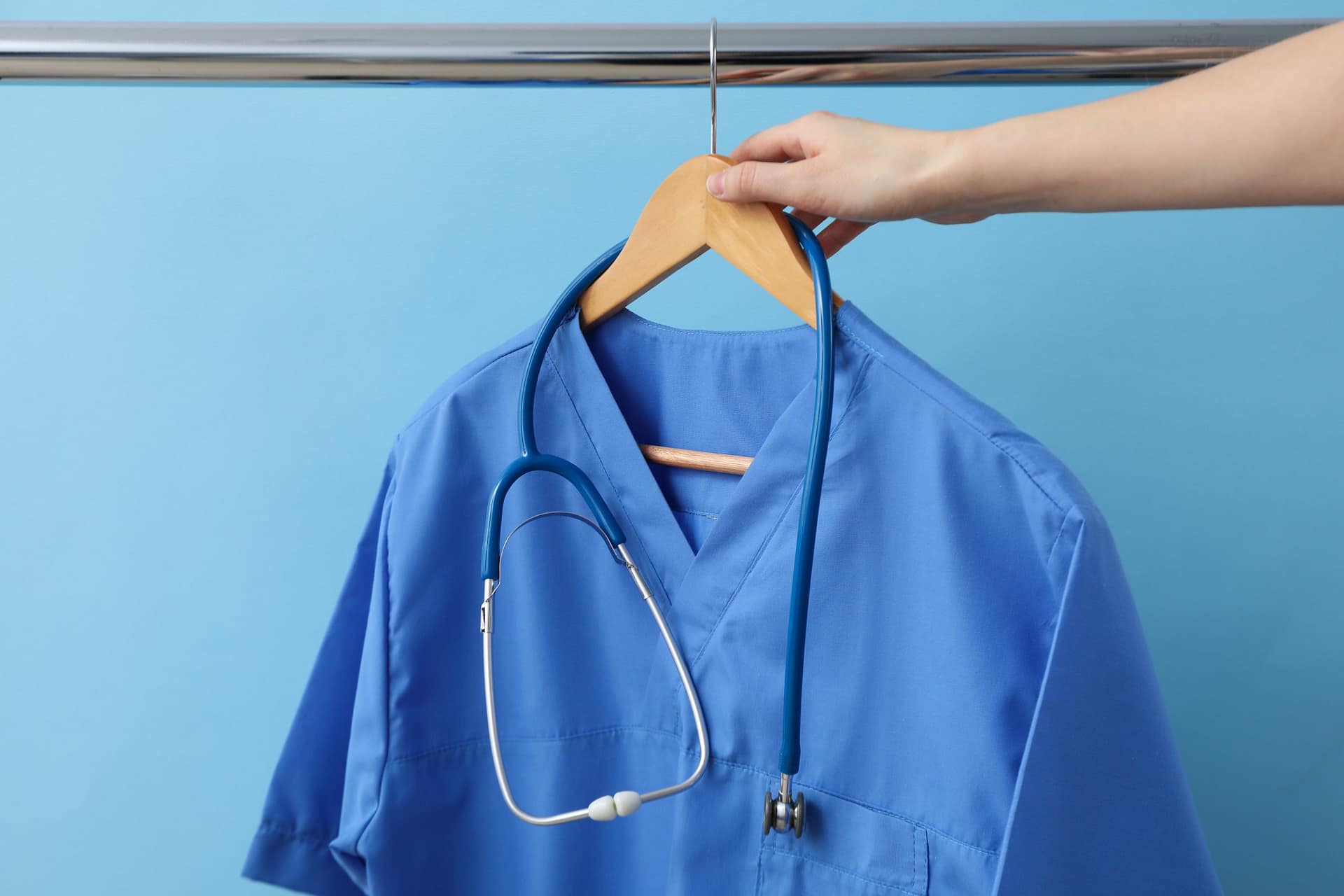 Hospital Garments Suppliers & Medical Assistant Uniform in NY.